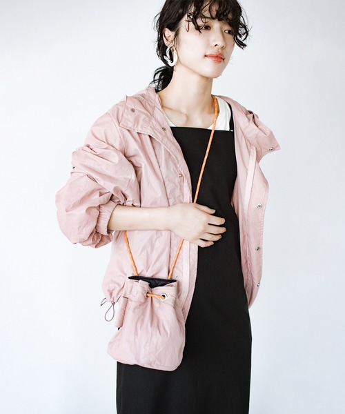 haco!（ハコ）の「haco!×NOKI 花をまとうコラボシリーズ【アンスリウム】巾着バッグ（ショルダーバッグ）」 - WEAR