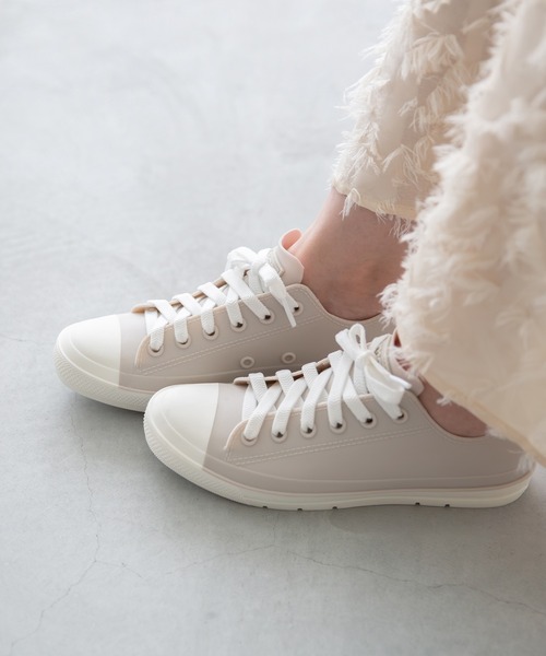 moz（モズ）の「moz モズ ローカット レイン スニーカー（レインシューズ）」 - WEAR