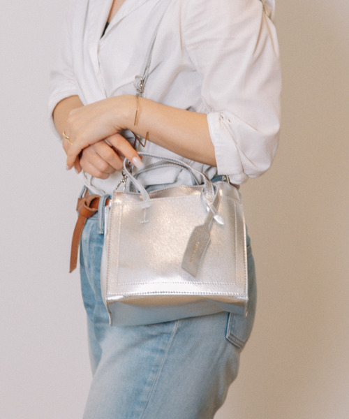 cache cache（カシュ カシュ）の「カシュカシュ cachecache / メタリックナノバーテーション2wayトート（ショルダーバッグ）」 - WEAR