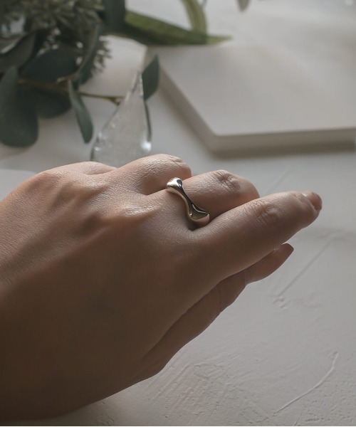 Ops.（オプス）の「アクセサリー リング レディース シルバー925 シンプル ウェーブリング【nard ナルド】（リング）」 - WEAR