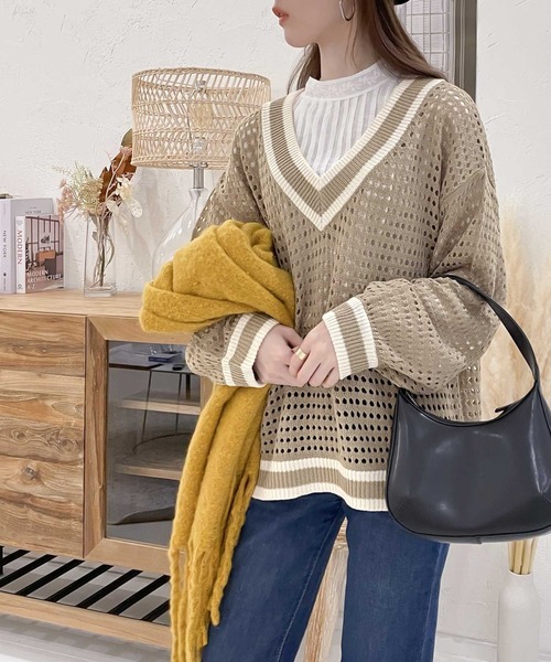 classicalelf（クラシカルエルフ）の「Vネック配色メッシュニットトップス（ニット/セーター）」 - WEAR