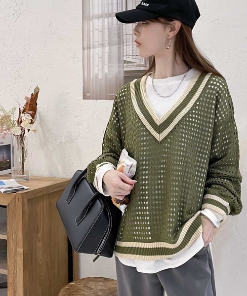 classicalelf（クラシカルエルフ）の「Vネック配色メッシュニットトップス（ニット/セーター）」 - WEAR