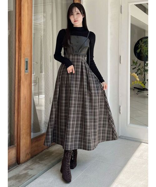 セール】フェイクレザービスチェドッキングキャミワンピース