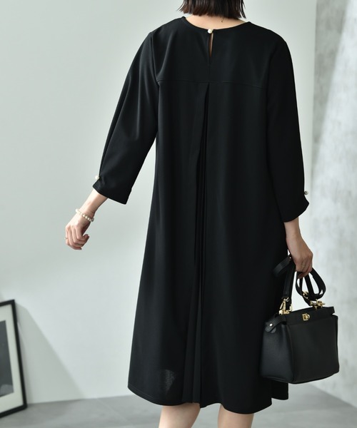 INTERPLANET（インタープラネット）の「カットジョーゼットBACKプリーツワンピース（ワンピース）」 - WEAR