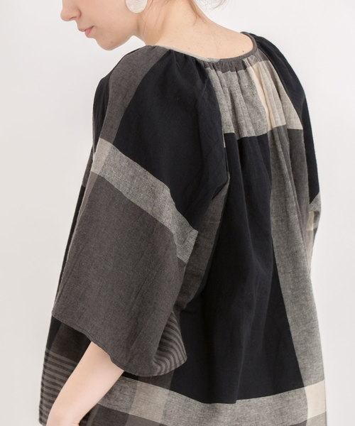nop de nod（ノップドゥノッド）の「コットンリネンパネルチェックスモックブラウス（シャツ/ブラウス）」 - WEAR