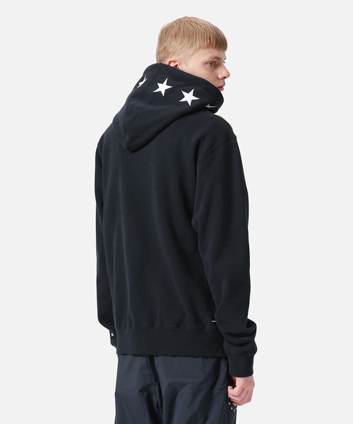 F.C.Real Bristol（エフシーレアルブリストル）の「STAR APPLIQUE CLASSIC LOGO PULLOVER SWEAT HOODIE（パーカー）」 - WEAR