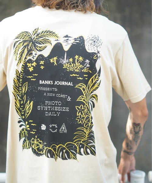 BANKS（バンクス）の「DESIGN TEE/BANKS(バンクス)半袖Tシャツ（Tシャツ/カットソー）」 - WEAR