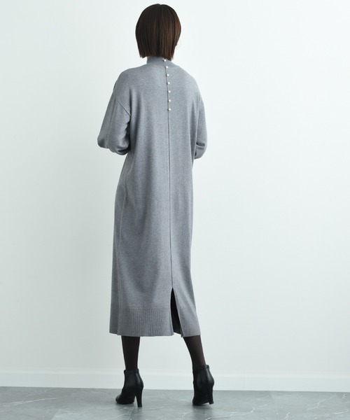 INTERPLANET（インタープラネット）の「袖口BACKパールデザインニットワンピース（ワンピース）」 - WEAR