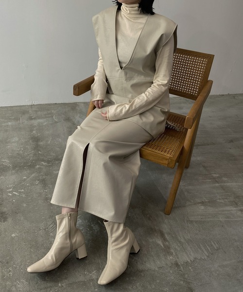 hellam（へラム）の「フェイクレザータイトスカート（スカート）」 - WEAR