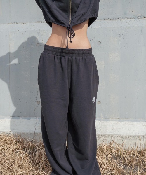 ROXY（ロキシー）の「PLANET RING PANTS/ロキシードローコード付きオーバーシルエットスウェットパンツ（スウェットパンツ）」 - WEAR