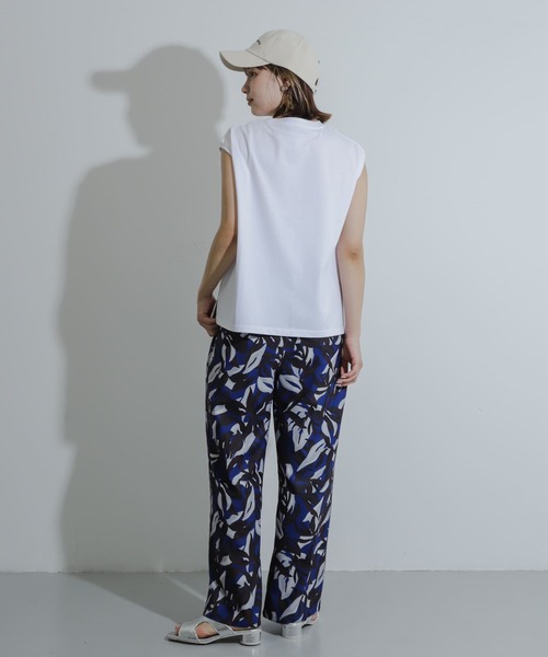 SENSE OF PLACE by URBAN RESEARCH（センスオブプレイスバイアーバンリサーチ）の「リーフプリントイージーパンツ ...