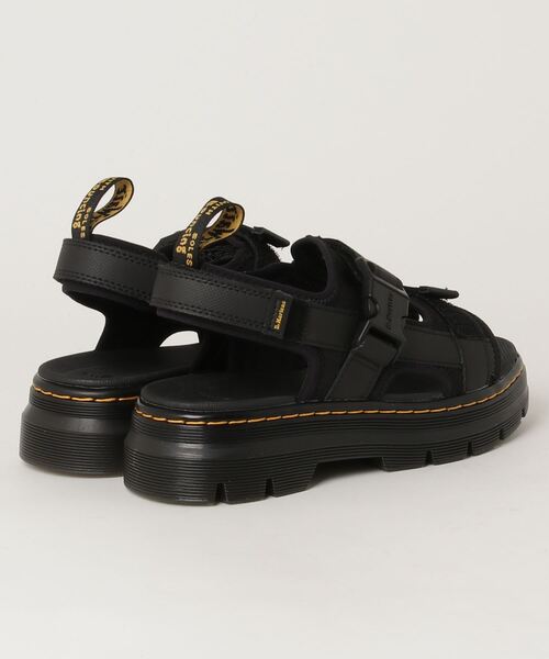 Dr. Martens（ドクターマーチン）の「Dr.Martens ドクターマーチン TRACT FORSTER フォスター 26471001 BLACK（サンダル）」 - WEAR