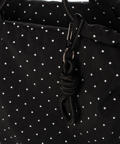 cache cache（カシュ カシュ）の「VERYコラボ カシュカシュ cachecache / ナイロンドローコードトートバッグ（トートバッグ）」 - WEAR