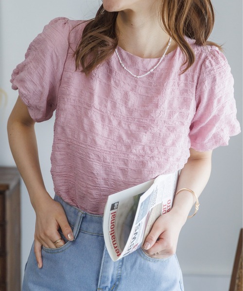 Ada.（エイダ）の「1枚でおしゃれ映え ぽこぽこ シャーリング 半袖トップス（シャツ/ブラウス）」 - WEAR