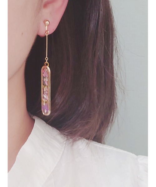 tone（トーン）の「【ConodCheerful】透け感ドライフラワーの揺れイヤリング(MA)（イヤリング）」 - WEAR