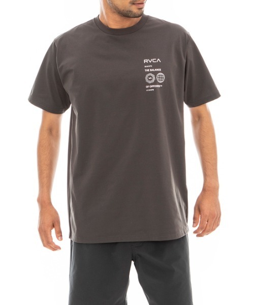 RVCA（ルーカ）の「RVCA メンズ 【SURF TEE】 BALANCE GYRO ラッシュガード【2023年春夏モデル】/ルーカ半袖ラッシュガード(水着)（ラッシュガード）」 - WEAR
