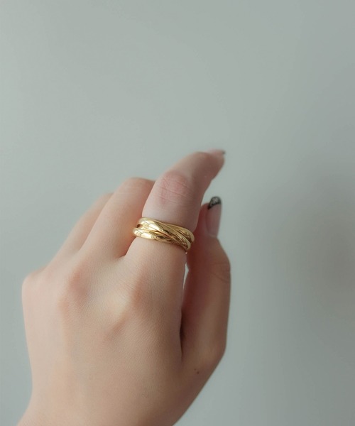 ebine（エビネ）の「Trinity Ring 金属アレルギー対応 サージカルステンレス（リング）」 - WEAR