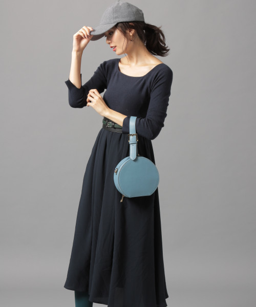 Andemiu（アンデミュウ）の「【WEB限定】スクエアスリットニットワンピース816583（ワンピース）」 - WEAR