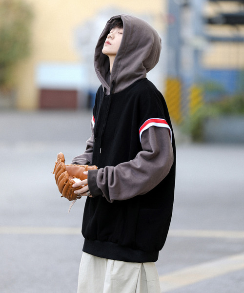 neos（ネオス）の「【neos -addictive design-】ビッグシルエット フェイクレイヤード 切替 ライン スウェット プル ...