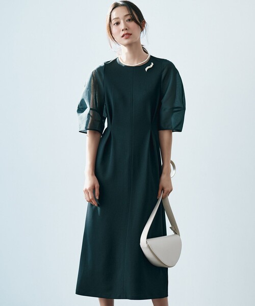 UNFILO（アンフィーロ）の「【VERY×UNFILOコラボ】BEAUTY MOVE シアースリーブ ワンピース（ワンピース）」 - WEAR