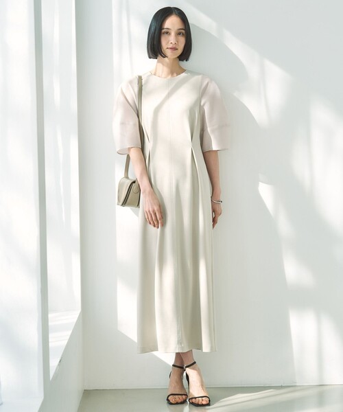 UNFILO（アンフィーロ）の「【VERY×UNFILOコラボ】BEAUTY MOVE シアースリーブ ワンピース（ワンピース）」 - WEAR