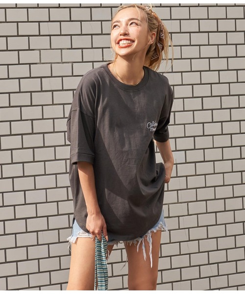 anap mimpi（アナップミンピ）の「サーフ サークル刺繍 コットン ビッグ Tシャツ 半袖（Tシャツ/カットソー）」 - WEAR