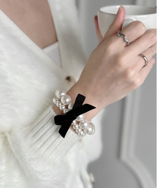 ボリュームパールベロアリボンブレスレット（ブレスレット）｜sowang（ソワン）のファッション通販 - ZOZOTOWN