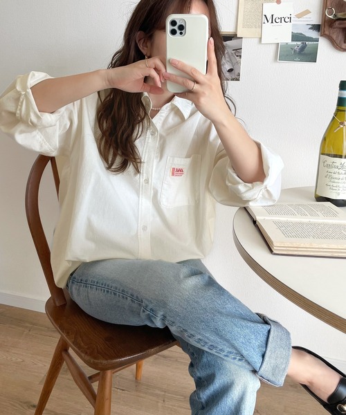 Java（ジャバ）の「《JaVaジャバ コラボ》春のマストアイテム。コットン100%のBIGシャツ（無地＆ストライプ）（シャツ/ブラウス）」 - WEAR