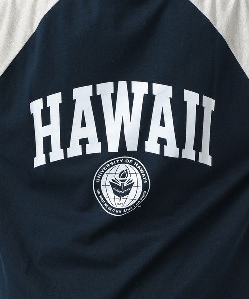 BAYFLOW（ベイフロー）の「【UNIVERSITY OF HAWAII】ラグランTシャツ（Tシャツ/カットソー）」 - WEAR
