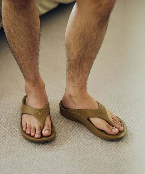 TELIC（テリック）の「TELIC/テリック FLIP FLOP/リカバリーサンダル トングタイプ（サンダル）」 - WEAR