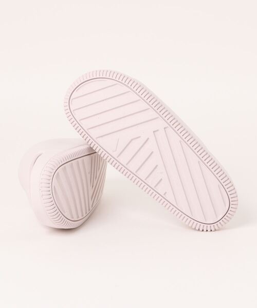 NIKE（ナイキ）の「NIKE WMNS CALM SLIDE DX4816-600（サンダル）」 - WEAR