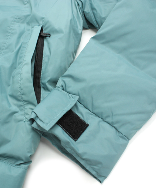 BEAMS（ビームス）の「Rocky Mountain Featherbed×BEAMS / 別注 ダウンジャケット（ダウンジャケット/コート ...