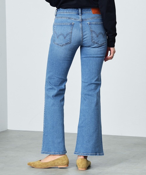 EDWIN（エドウィン）の「essentials ストレッチフレアデニムパンツ（デニムパンツ）」 - WEAR