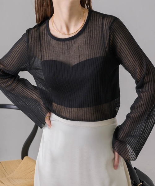 NEUNA（ヌナ）の「【1枚で主役級にもレイヤードスタイルにも！】リブフレアスリーブシアートップス（Tシャツ/カットソー）」 - WEAR