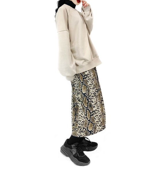 LVEU.（ラブユ.）の「Python flare skirt / パイソンフレアスカート（スカート）」 - WEAR