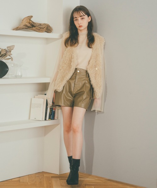 pomiii（ポミー）の「ファーベスト（ベスト）」 - WEAR