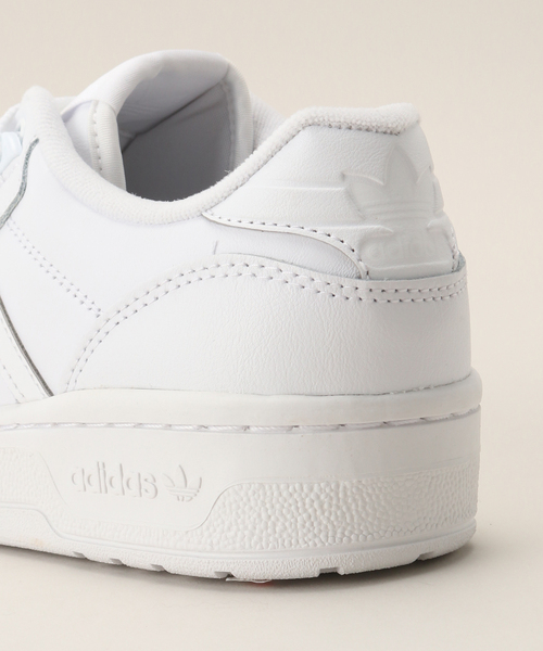 adidas（アディダス）の「adidas/アディダス RIVALRY LOW FV4225（スニーカー）」 - WEAR