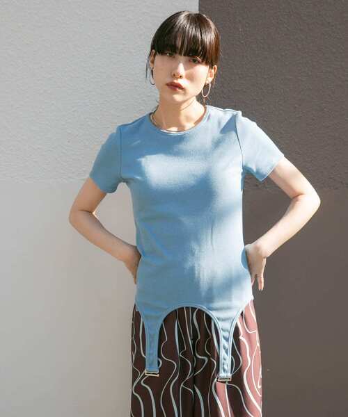 KBF（ケイビーエフ）の「ガーターベルトTEE（Tシャツ/カットソー）」 - WEAR