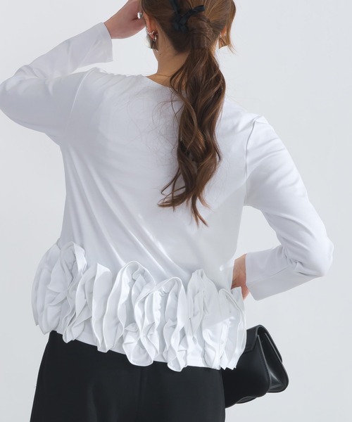 PICCIN PERLA（ピッチンペルラ）の「裾フリルプルオーバー（Tシャツ/カットソー）」 - WEAR