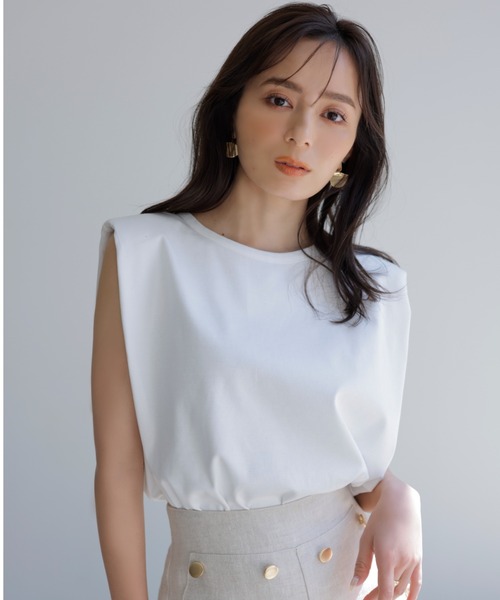 【23ver.】ショルダーパッドカットトップス（Tシャツ/カットソー）｜anuans（アニュアンス）のファッション通販 - ZOZOTOWN