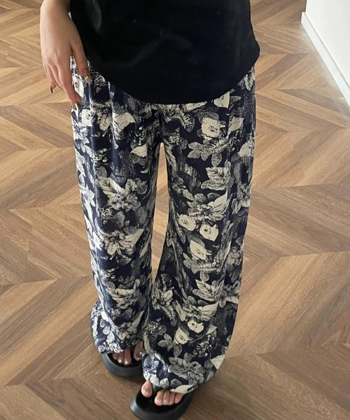 CELENA BEATS（セレナビーツ）の「総柄 ワイド パンツ（その他パンツ）」 - WEAR