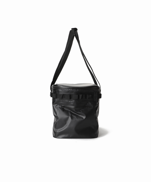 POLeR（ポーラー）の「【POLeR/ポーラー×Vulture】 MINI SOFT MULTI-CONTAINER ミニソフト マルチ コンテナ（アウトドアグッズ）」 - WEAR