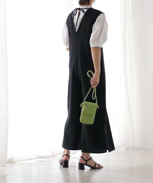 frames RAY CASSIN（フレームスレイカズン）の「Vネックオールインワン（つなぎ/オールインワン）」 - WEAR