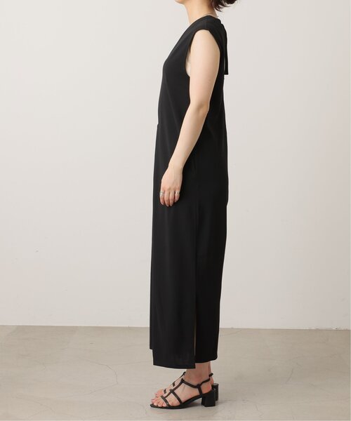 frames RAY CASSIN（フレームスレイカズン）の「Vネックオールインワン（つなぎ/オールインワン）」 - WEAR