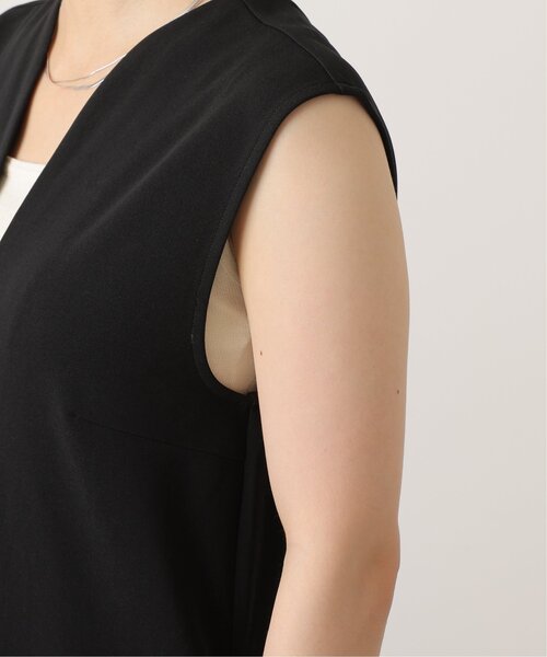 frames RAY CASSIN（フレームスレイカズン）の「Vネックオールインワン（つなぎ/オールインワン）」 - WEAR