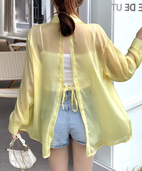 REMUR（レミュール）の「後ろ姿も美人見え。袖ボリューム バックスリット シアーシャツ（シャツ/ブラウス）」 - WEAR