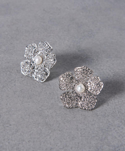 IRIS47（イリスフォーセブン）の「＜IRIS47（イリスフォーセブン）＞FLOWER イヤリング （イヤリング）」 - WEAR