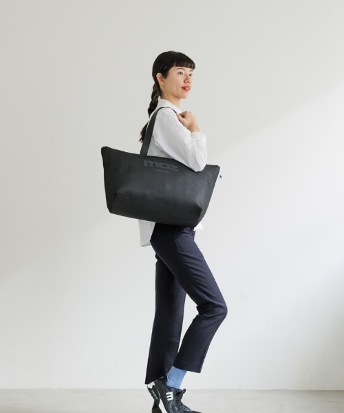 moz（モズ）の「moz メッシュ保冷バッグ L（アウトドアグッズ）」 - WEAR
