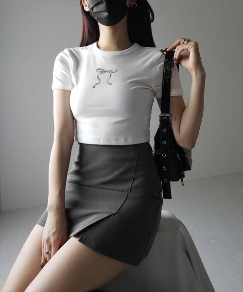 me+em select（ミームセレクト）の「【 4color 】ミニリボンショートちびTシャツ ／mini ribbon short chibi Tee（Tシャツ/カットソー）」 - WEAR