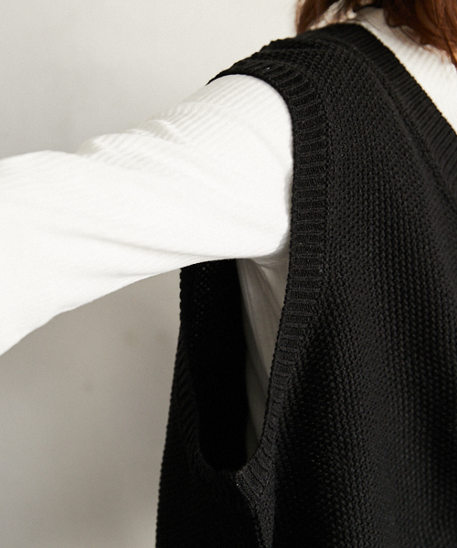 PairPair（ペアペア）の「Vネックニットベスト（ベスト）」 - WEAR